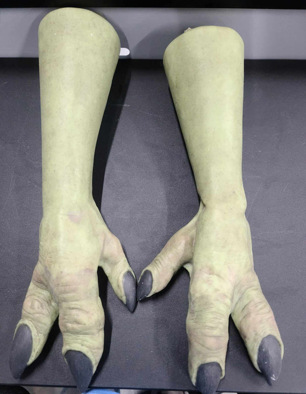 Megamind Alien Hands Production Used "The Lost Art of Forehead Sweat ...